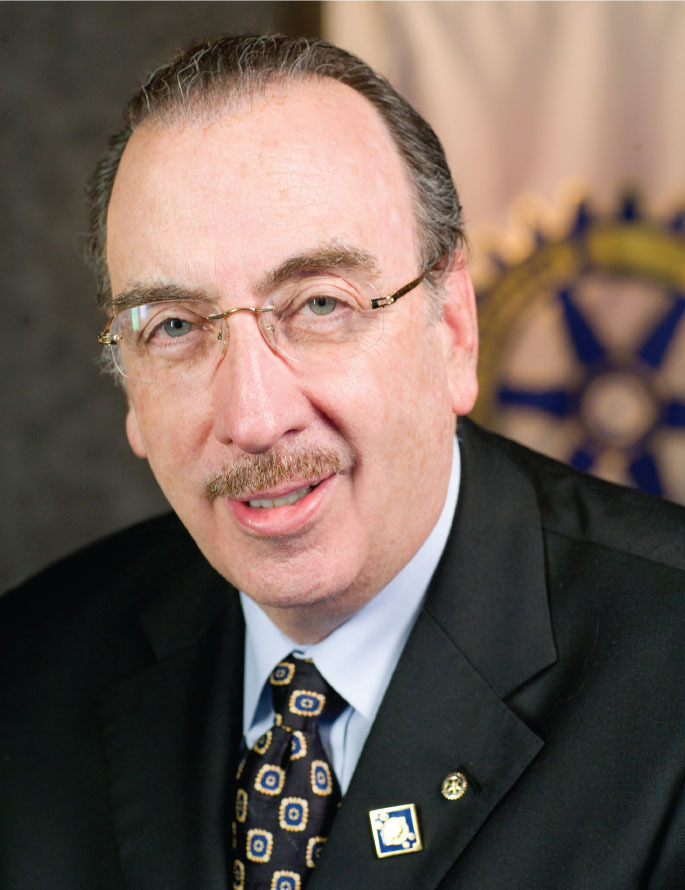 Roosevelt Rolle's Instagram, Twitter & Facebook on IDCrawl